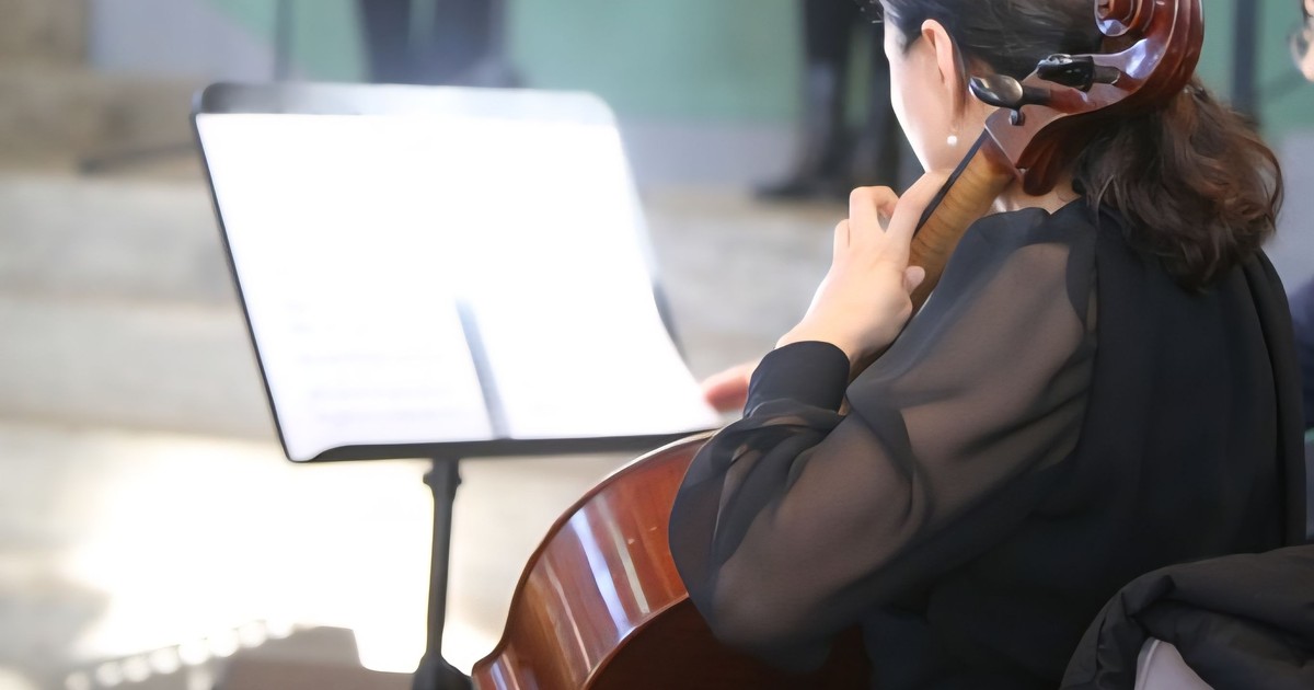 CLASS101+ | Healing time with the cello - Introductory cello class from ...